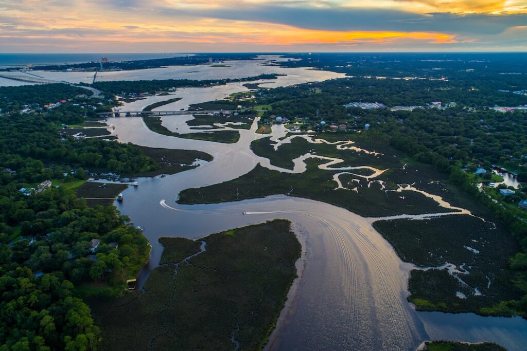 Speaking the same language to bridge the freshwater divide ...